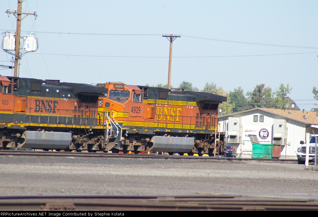 BNSF 4929